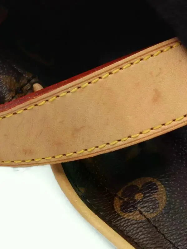 LOUIS VUITTON 2006 Pm Hudson Monogram Shoulder Bag