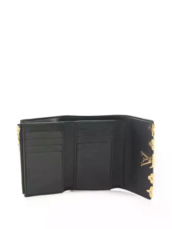 LOUIS VUITTON 2020 Capucines Trifold Wallet