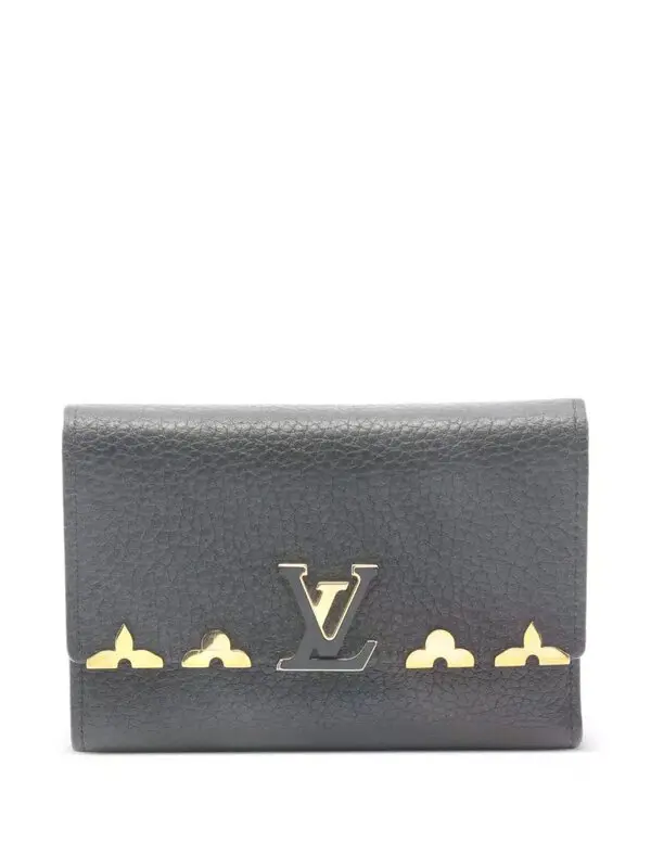 LOUIS VUITTON 2020 Capucines Trifold Wallet - Black