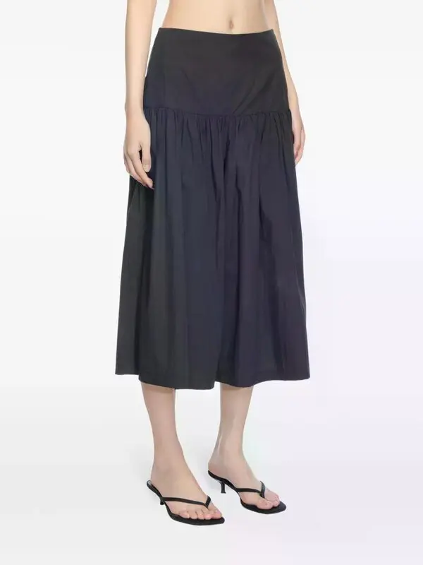 AMOMENTO Pleated Wide-leg Shorts - Black