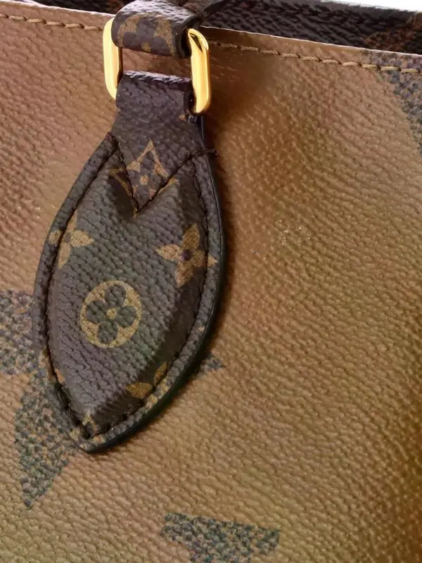 LOUIS VUITTON Onthego Reverse Monogram Giant Mm Tote Bag