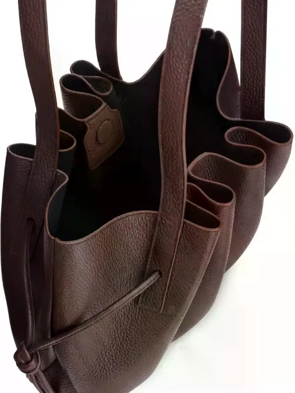 Yuzefi Scallop Leather Shoulder Bag - Brown