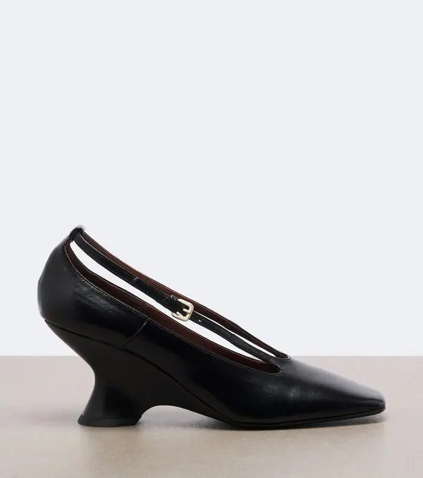 Dries Van Noten Leather Buckled Pumps