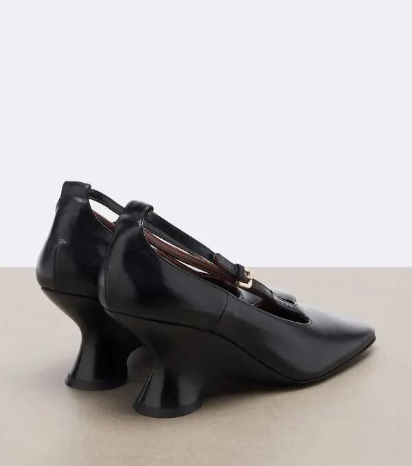 Dries Van Noten Leather Buckled Pumps