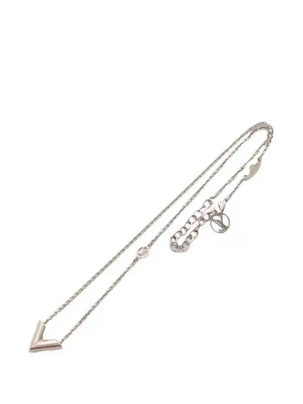 LOUIS VUITTON Essential V Necklace - Silver