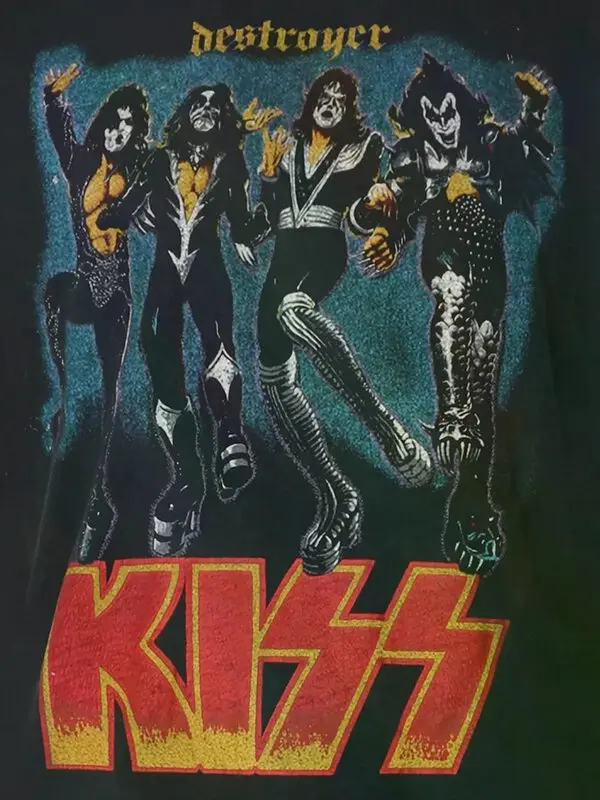 MadeWorn Kissdestroyer' Graphic T-shirt - Black