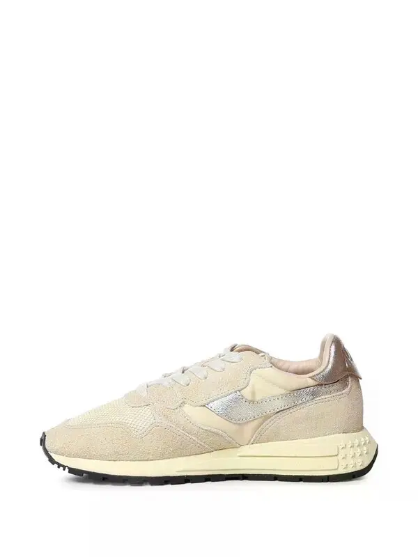 AUTRY Reelwind Low Sneakers In Ecru And Platinum - Neutrals