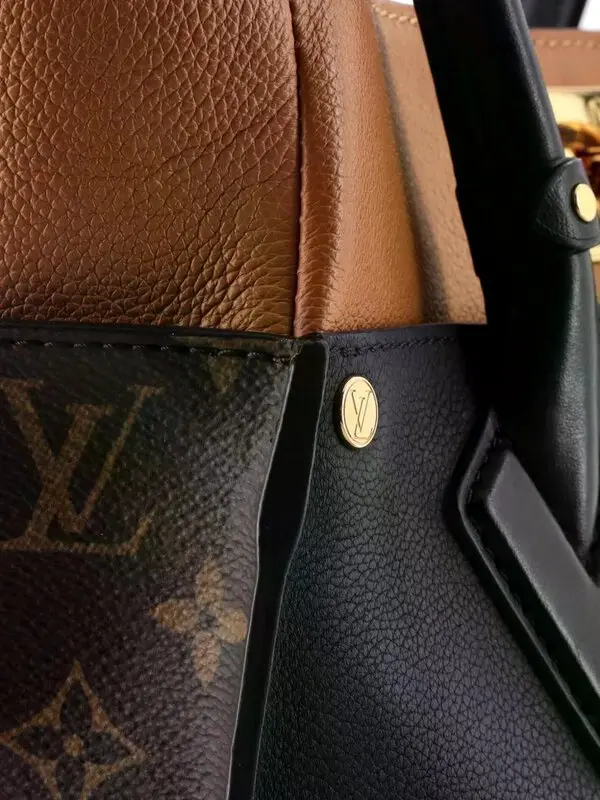 LOUIS VUITTON On My Side Leather With Monogram Canvas Mm Tote Bag - Black