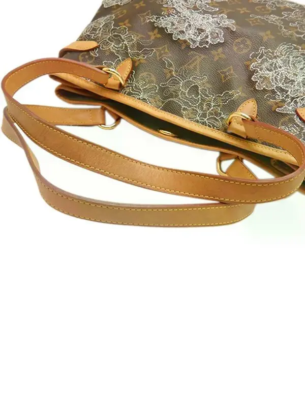 LOUIS VUITTON 2007 Monogram Dentelle Batignolles Horizontal Tote Bag