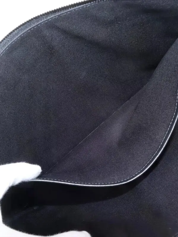 Gucci Gg Supreme Clutch Bag