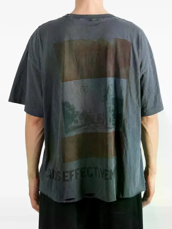 SAITOS Cross-print Distressed T-shirt