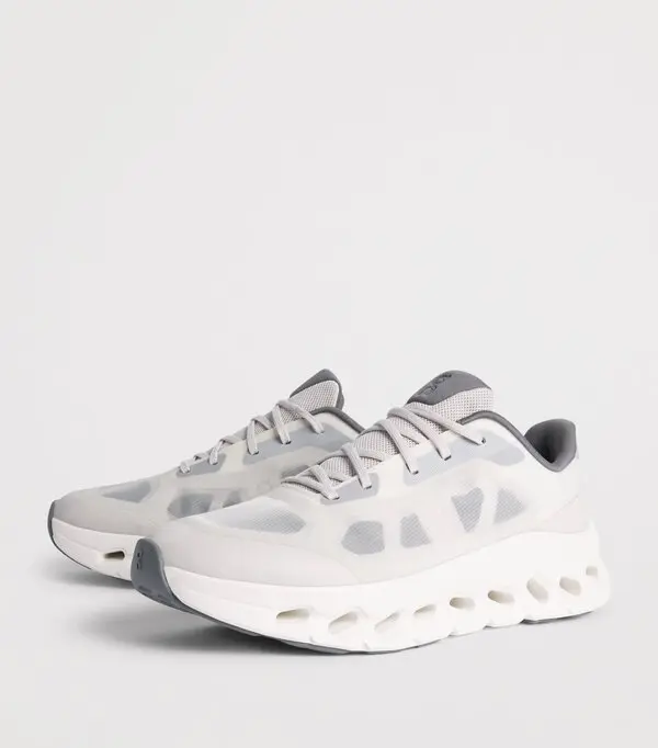 On Cloudtilt Remix Trainers