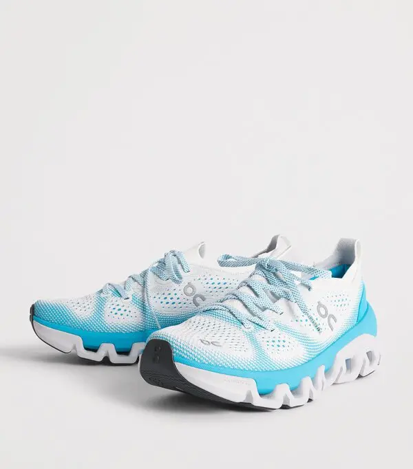 On Cloud X Tempo Trainers