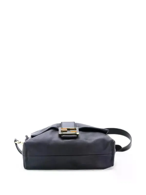 Fendi Mama Baguette Bag Leather Medium Shoulder Bag