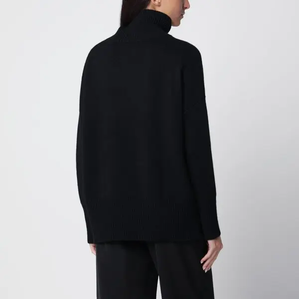 LISA YANG Heidi Cashmere Turtleneck Sweater