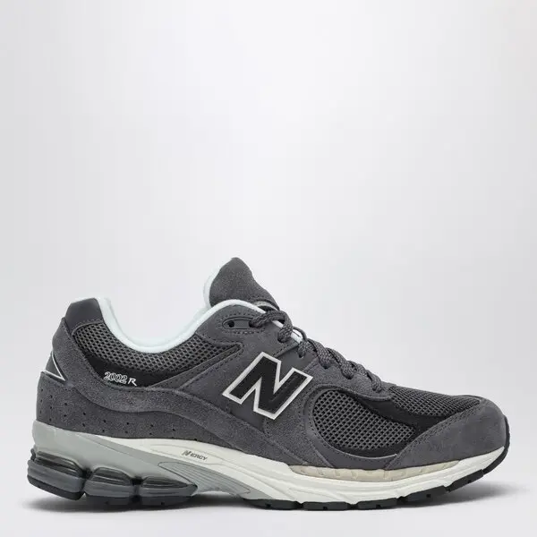 NEW BALANCE Dark Sneakers 2002r