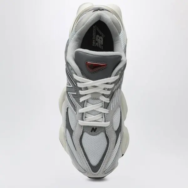 NEW BALANCE 9060 Sneakers - Grey