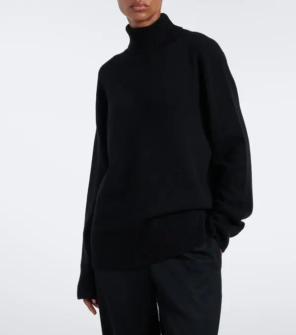 THE ROW Stepny Wool And Cashmere Turtleneck Sweater