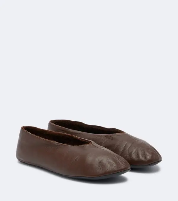 THE ROW Stella Shearling-trimmed Leather Ballet Flats