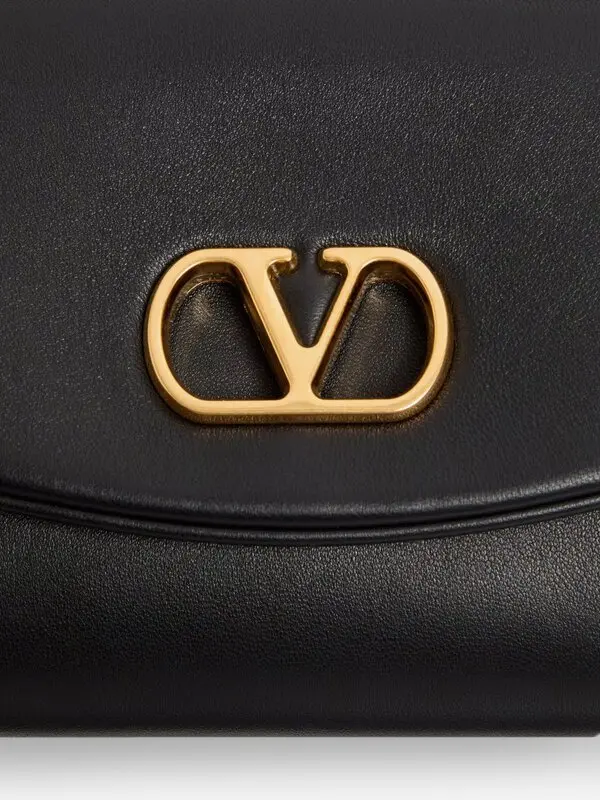 Valentino Garavani Devan Leather Shoulder Bag With Metal Vlogo Signature - Black