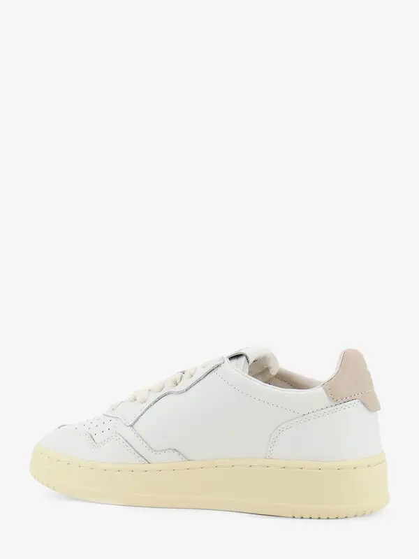 AUTRY Medalist Leather Sneakers - White