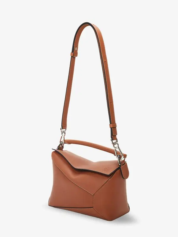 Loewe Puzzle Edge Leather Handbag With Engraved Anagram Logo - Brown