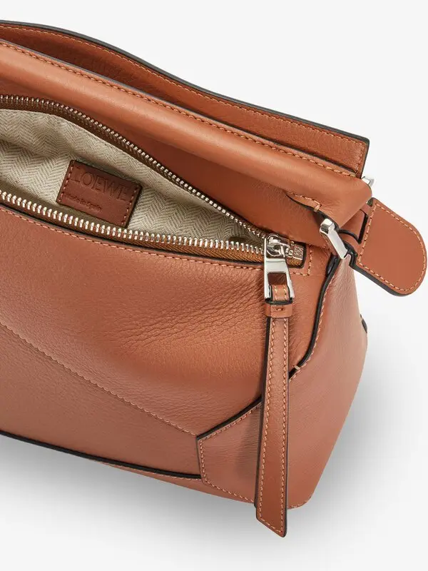 Loewe Puzzle Edge Leather Handbag With Engraved Anagram Logo - Brown