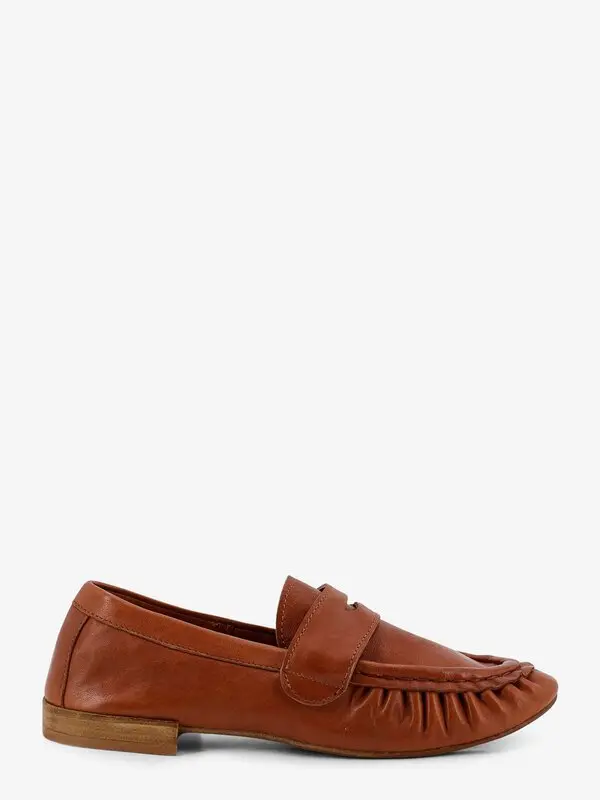 SEMELLE Leather Loafers