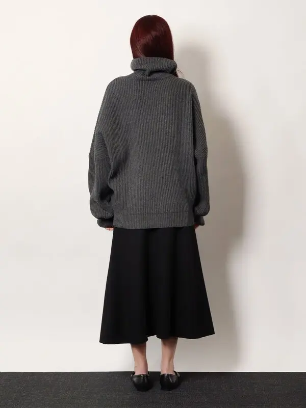 R2W Wool And Cashmere Ribbed Turtleneck