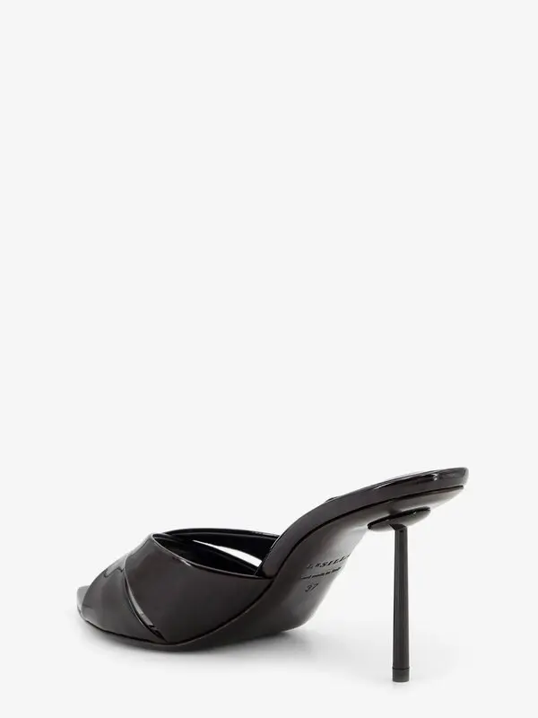 LE SILLA Shirley Patent Leather Sandals
