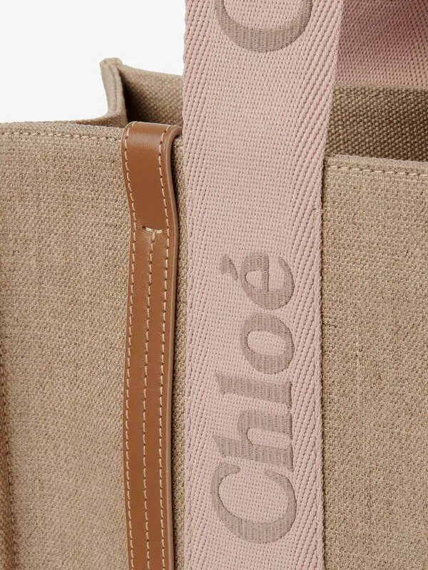 Chloé Woody Linen Shoulder Bag With Embroidered Logo