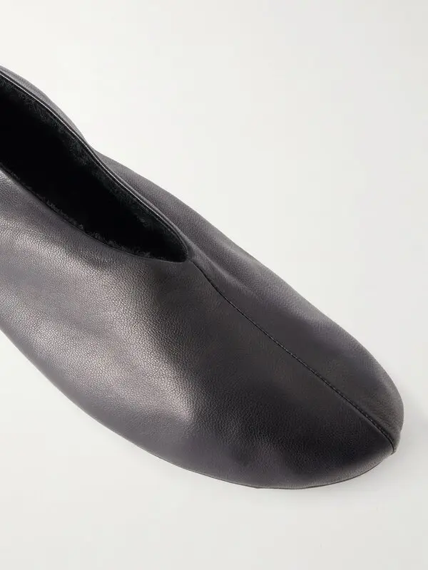 THE ROW Stella Shearling-lined Leather Ballet Flats