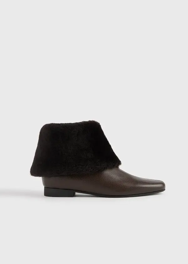 TOTEME Downtown Shearling Boots