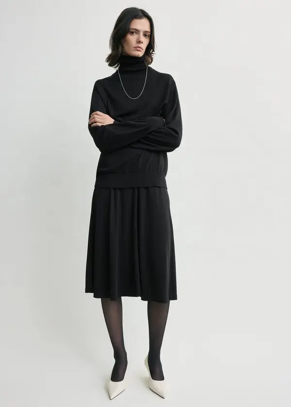 TOTEME Short Fluid Jersey Skirt