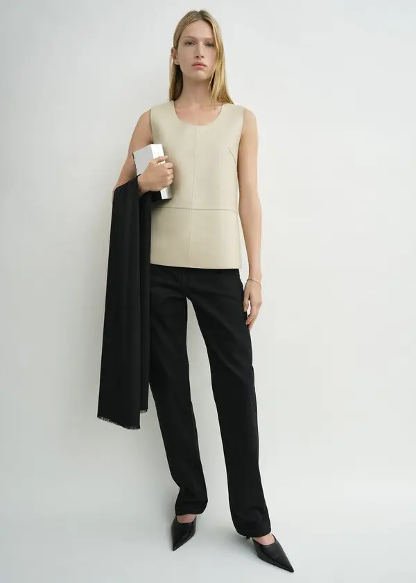 TOTEME Scoop-neck Leather Top - Sand