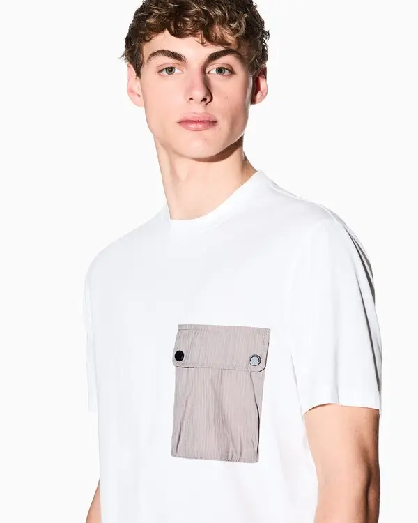 Armani Exchange Regular Fit T-shirt With Patch Pocket - White