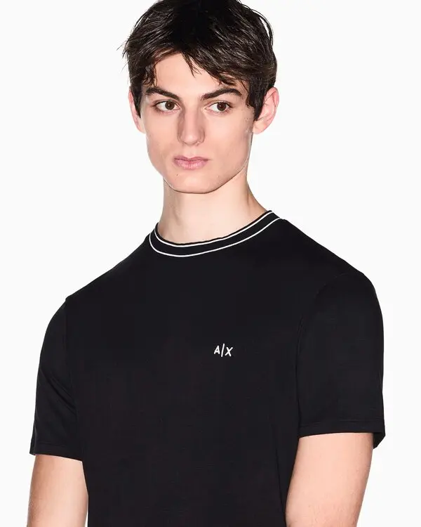 Armani Exchange Slim Fit T-shirt In Technical Fabric - Black