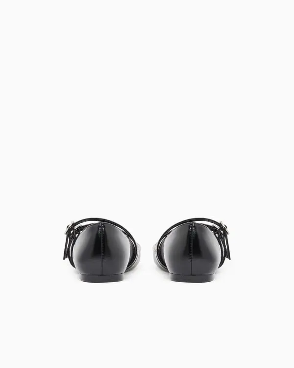 Armani Exchange Ballet Flat With A Smooth And Shiny Finish - Black