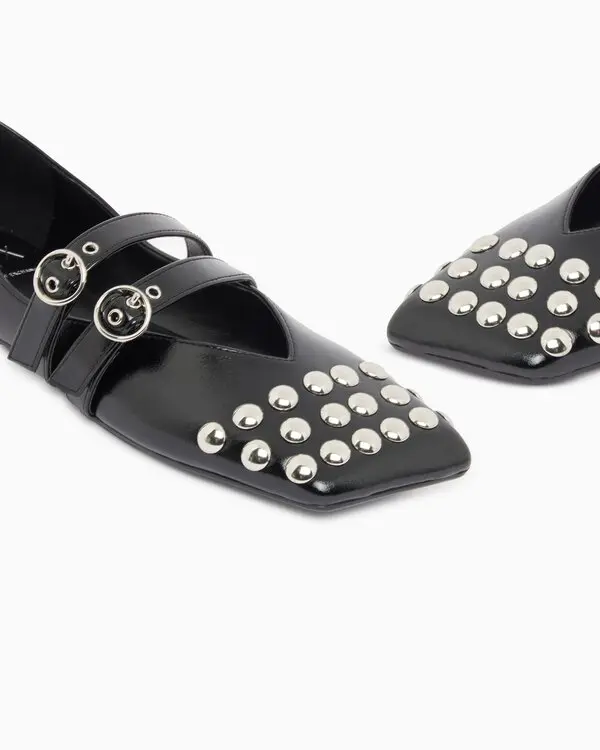Armani Exchange Ballet Flat With A Smooth And Shiny Finish - Black