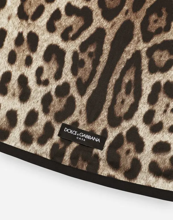 Dolce & Gabbana 6-seater Linen Tablecloth Tablecloths
