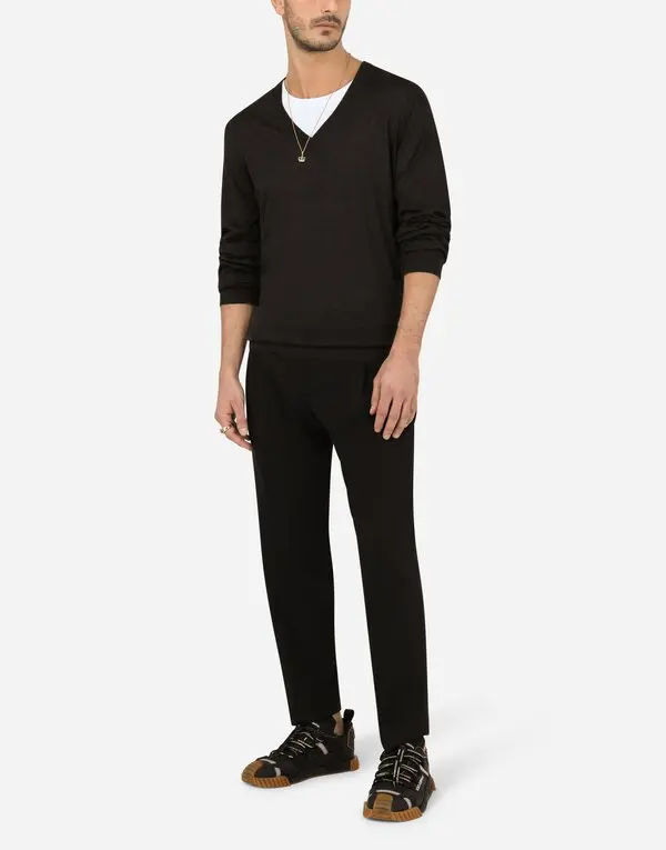 Dolce & Gabbana Pull Scollo V Sweaters And Cardigans Gray Cashmere - Black