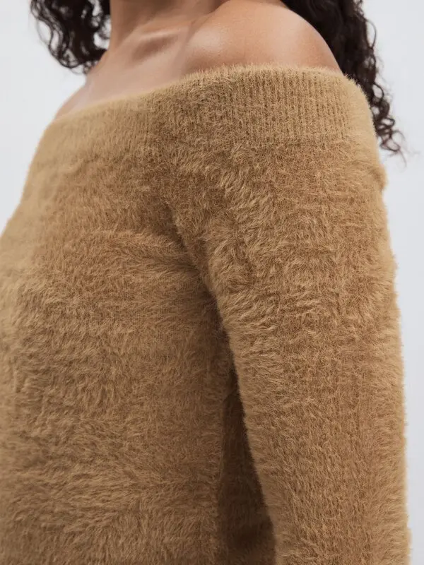 Good American Off-shoulder Plush Knit Top - Caramel