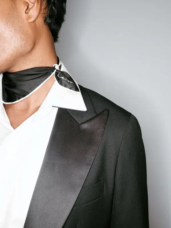 REISS Ceremony Motif Pocket Square Soft Silk Plain - Black