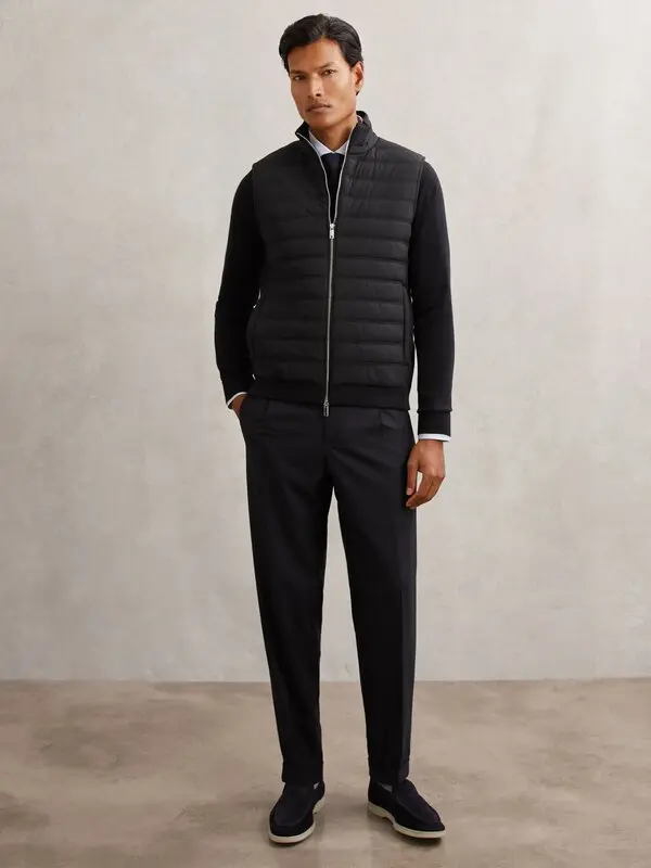 REISS Quilted Knit Gilet With Funnel Neck - Navy