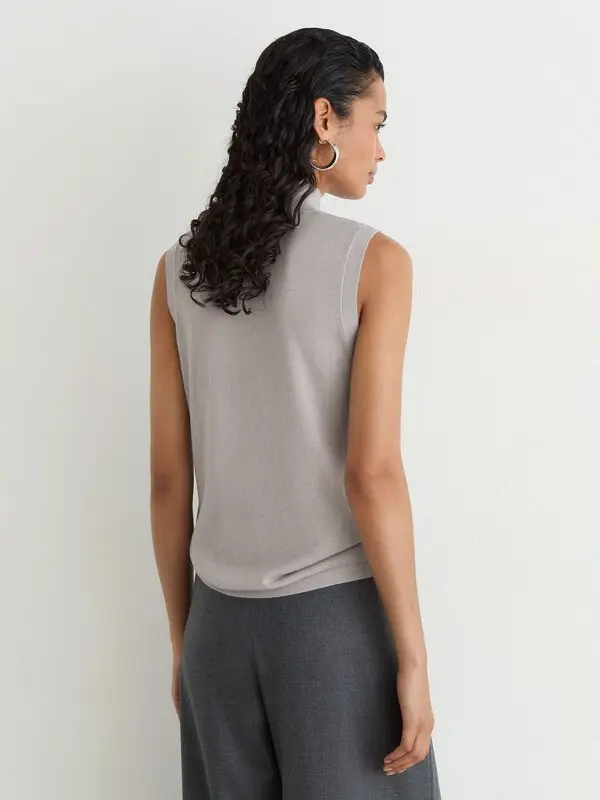 REISS Merino Wool Funnel-neck Sleeveless Vest - Grey