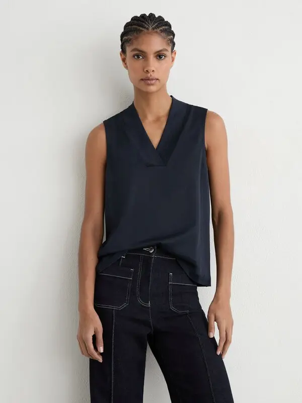 REISS Jersey V-neck Vest - Navy