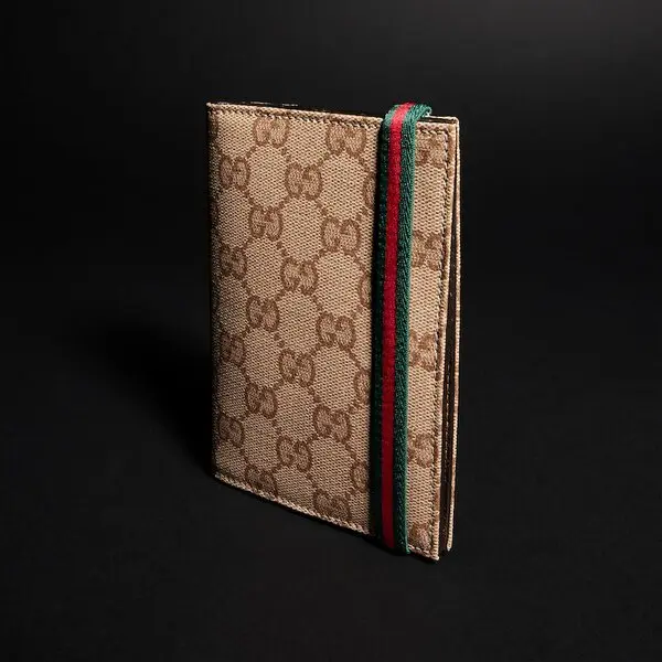 Gucci Savoy Small Toiletry Case - Beige