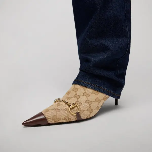 Gucci Horsebit Ankle Boots - Beige