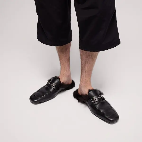 Gucci Rubber Slide Sandal With Web Detail - Black