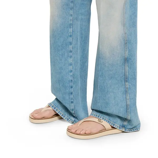 Gucci Thong Sandal With Double G Detail - Beige